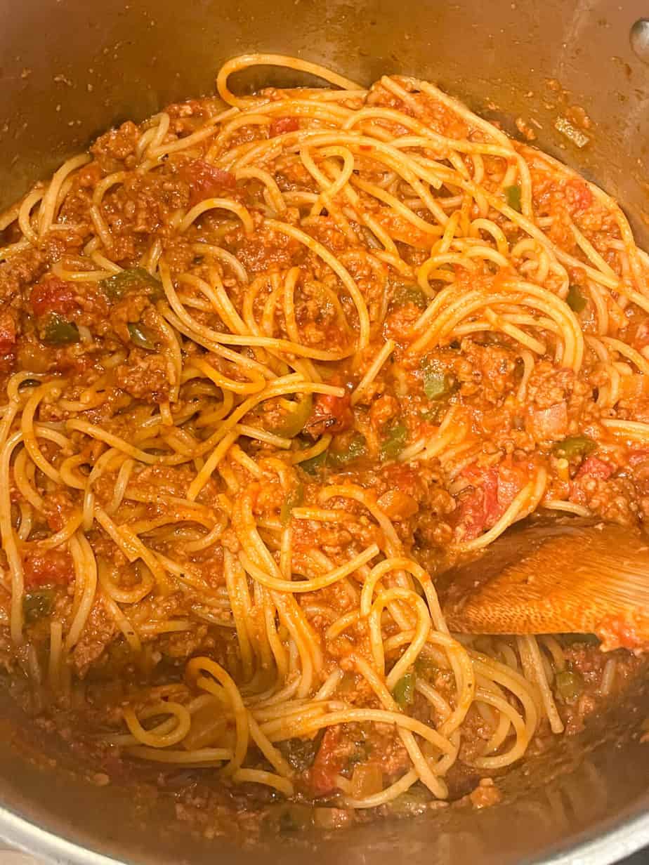 Easy Southern Baked Spaghetti - Pink Owl Kitchen