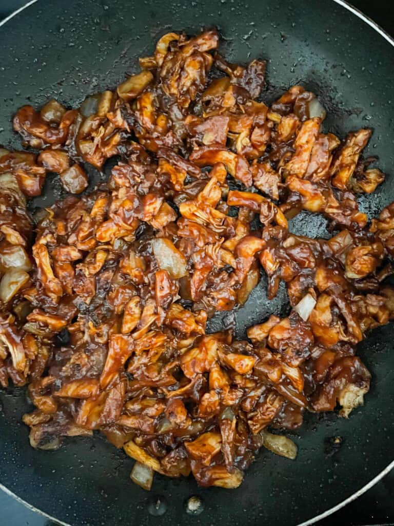 Sweet & Spicy BBQ Chicken Puff Pastry Cups - Pink Owl Kitchen