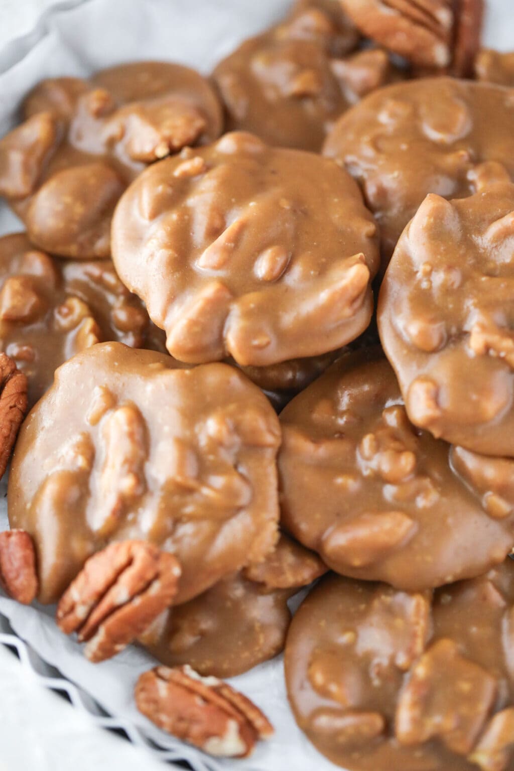 BEST Southern Pecan Pralines - Pink Owl Kitchen