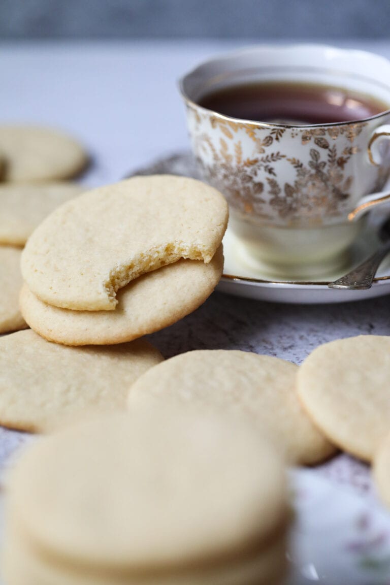 Old Fashioned Southern Tea Cakes - Pink Owl Kitchen