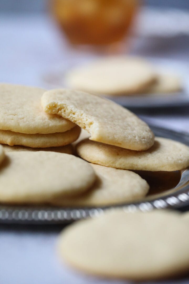 Old Fashioned Southern Tea Cakes - Pink Owl Kitchen