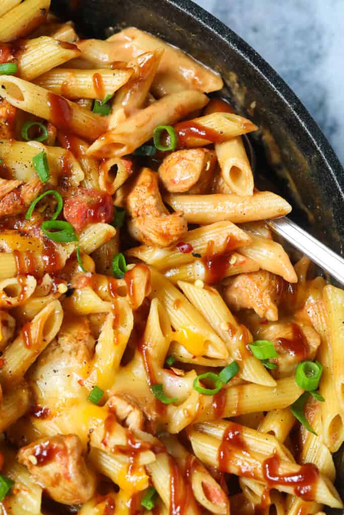 BBQ Chicken Pasta - Pink Owl Kitchen